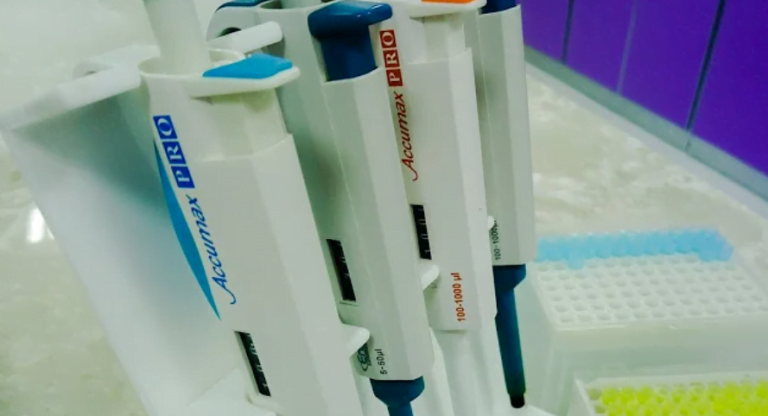 The Equipment List for a Biology Lab - DNA Testing Experts